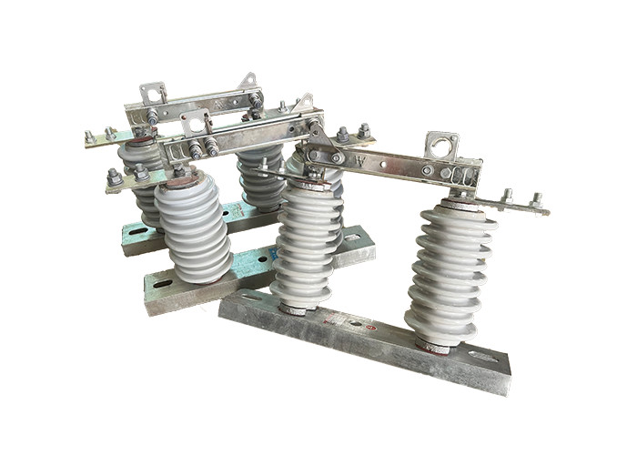 Single Phase High Voltage Disconnector Switch 630A 12kV Porcelain Made ...